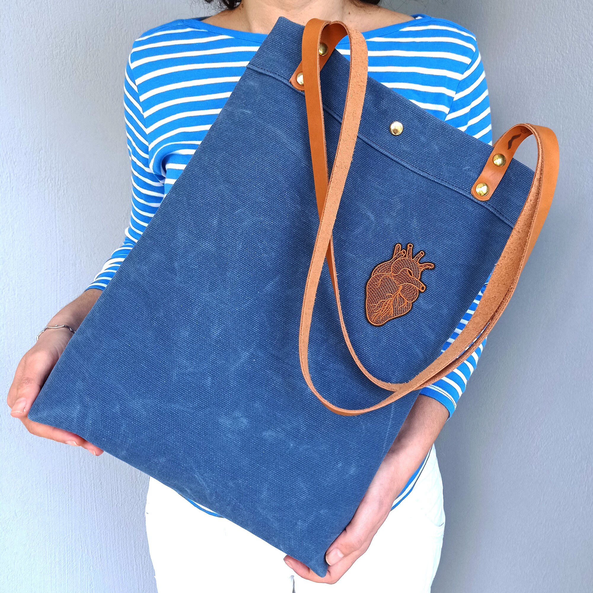 Dodo's Waxed Canvas Tote Bag Giraffe Laptop Bag - Etsy