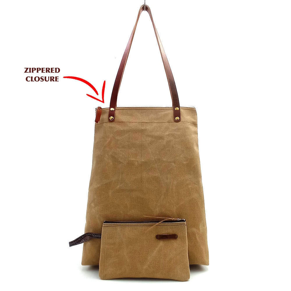 Dodo's Waxed Canvas Tote Bag Giraffe Laptop Bag - Etsy