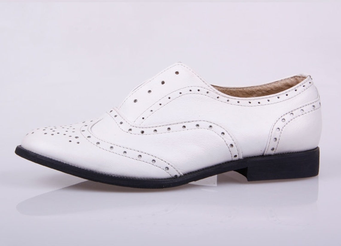 Customizable Unisex Engraved Brogue Shoes,men's Bullock Shoes, Women's ...