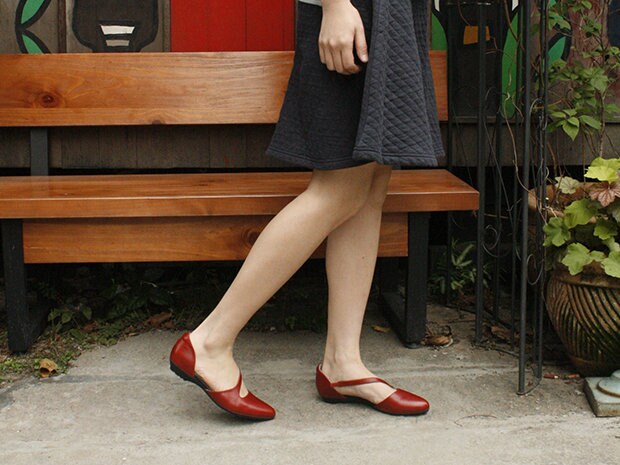 Handmade Women Flat Red Leather Retro ShoesSlip on Sandals | Etsy