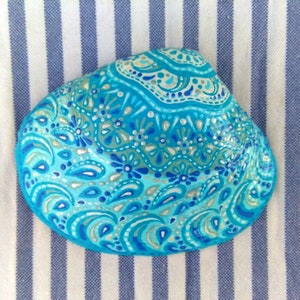 Hand Painted Shells - Etsy