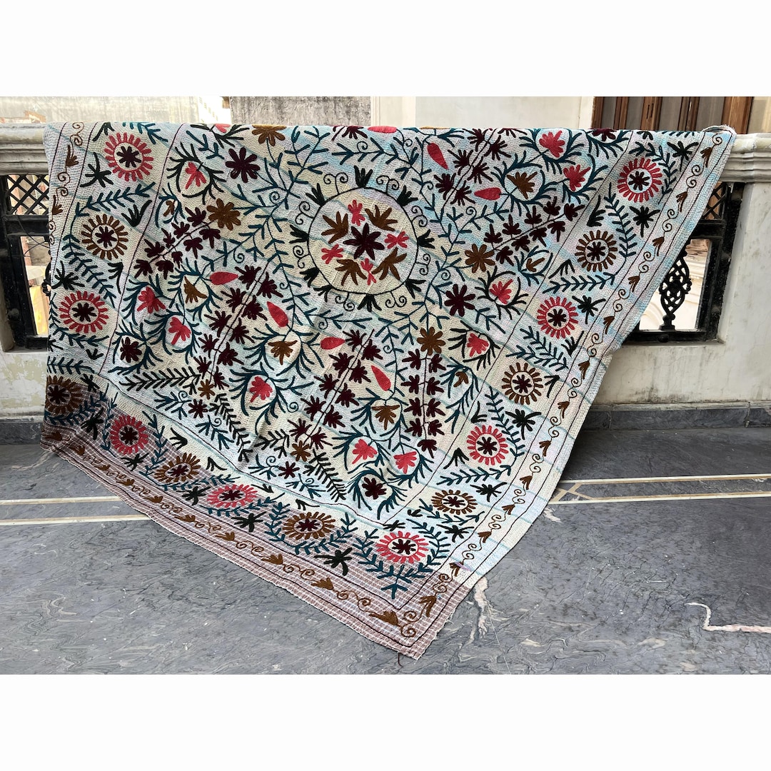 Vintage Suzani Kantha Quilt: Hand-stitched Indian Embroidery - Etsy