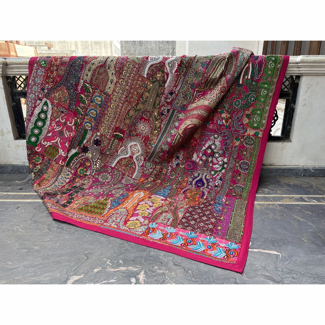 Vintage Sari Patchwork Beaded Bedding,gypsy Sari Decor,bohemian Wall ...