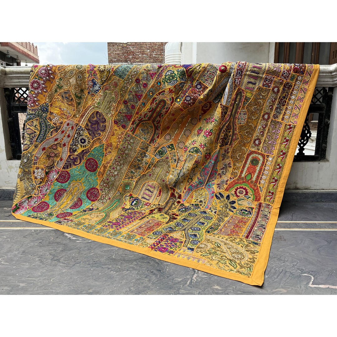 Vintage Sari Patchwork Beaded Bedding,gypsy Sari Decor,bohemian Wall ...