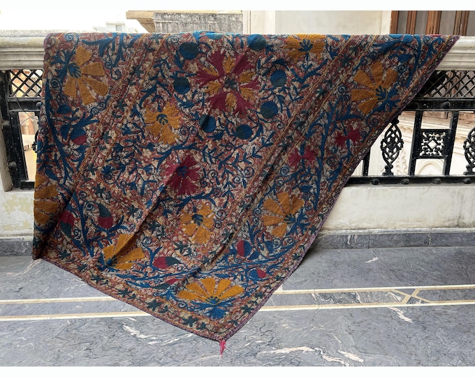 Vintage Suzani Kantha Quilt: Hand-stitched Indian Embroidered Throw - Etsy