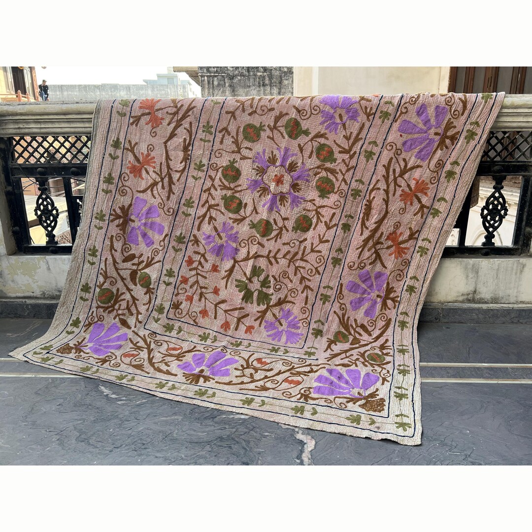 Vintage Suzani Kantha Quilt: Hand-stitched Indian Embroidery Throw ...