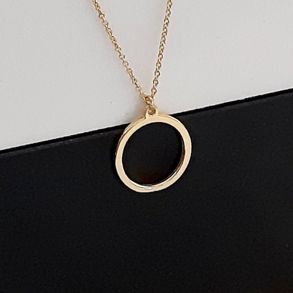 Gold Circle Necklace - Etsy