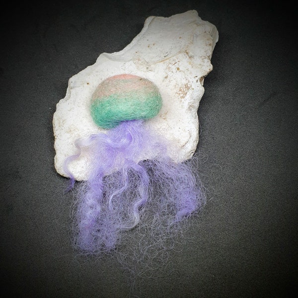 Jellyfish Brooch - Etsy