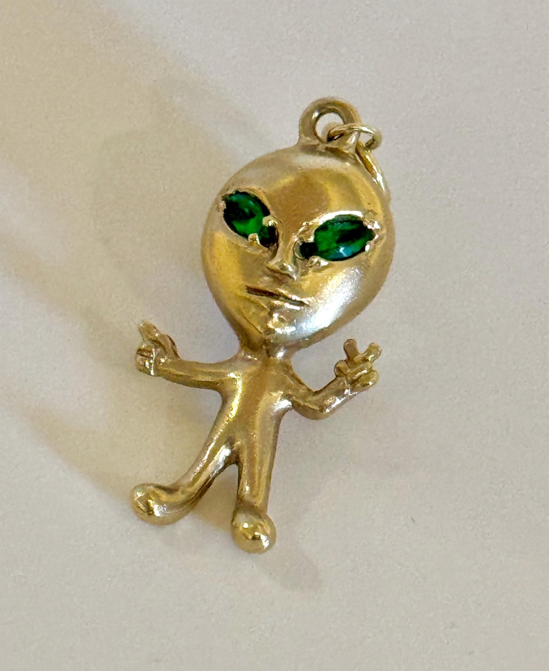 Vintage 9ct Gold British Alien Charm With Green Cut Glass Eyes - Etsy