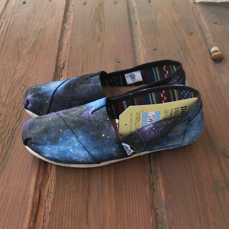 Custom Painted Toms - Etsy