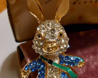 Peter Rabbit Brooch - Etsy UK