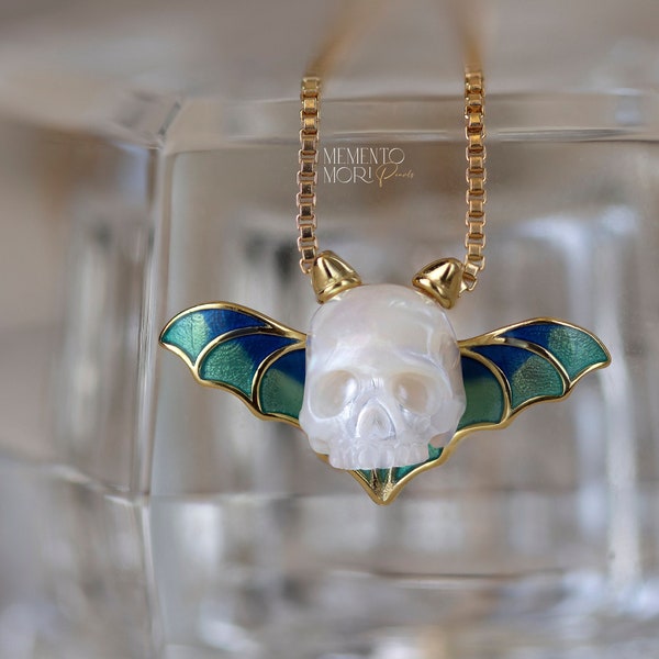 Bat Skull Pendant - Etsy