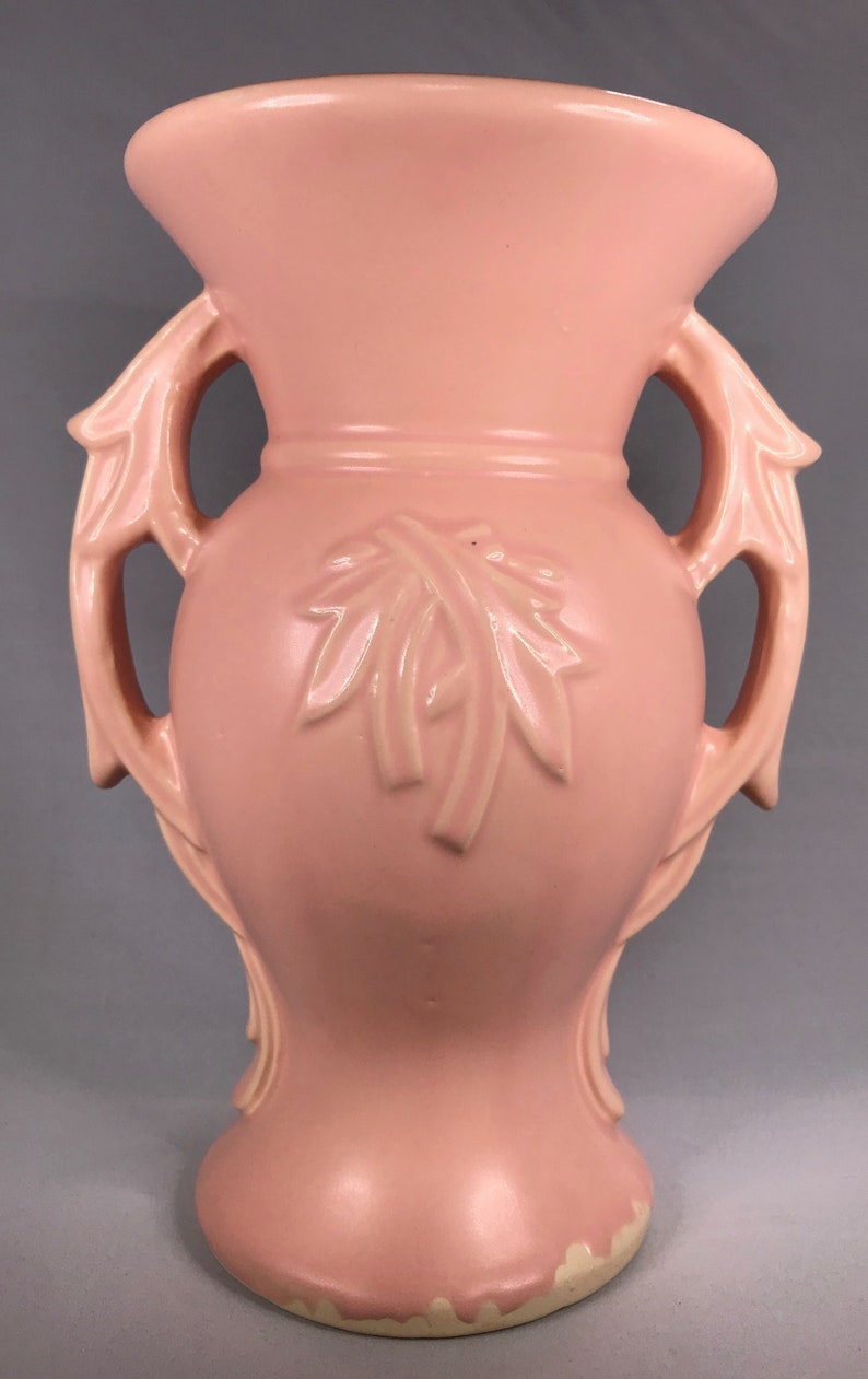 Vintage McCoy Pottery Pink Handled Ivy Vase 1940s | Etsy Vintage McCoy Pottery Pink Handled Ivy Vase 1940s | Etsy