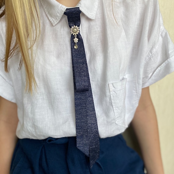 Tweed Bow Tie Woman. Skinny Tie for Women's. Navy Bow - Etsy