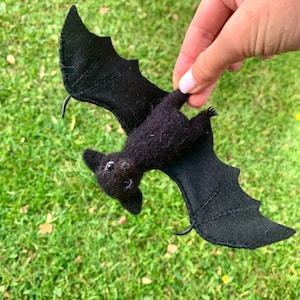How to Create Needle Felted Realistic Bat With Movable Wings PDF ...