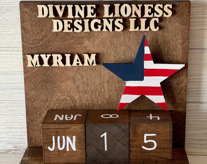 Holiday Interchangeable Perpetual Calendar, Wood Calendar, Desk ...