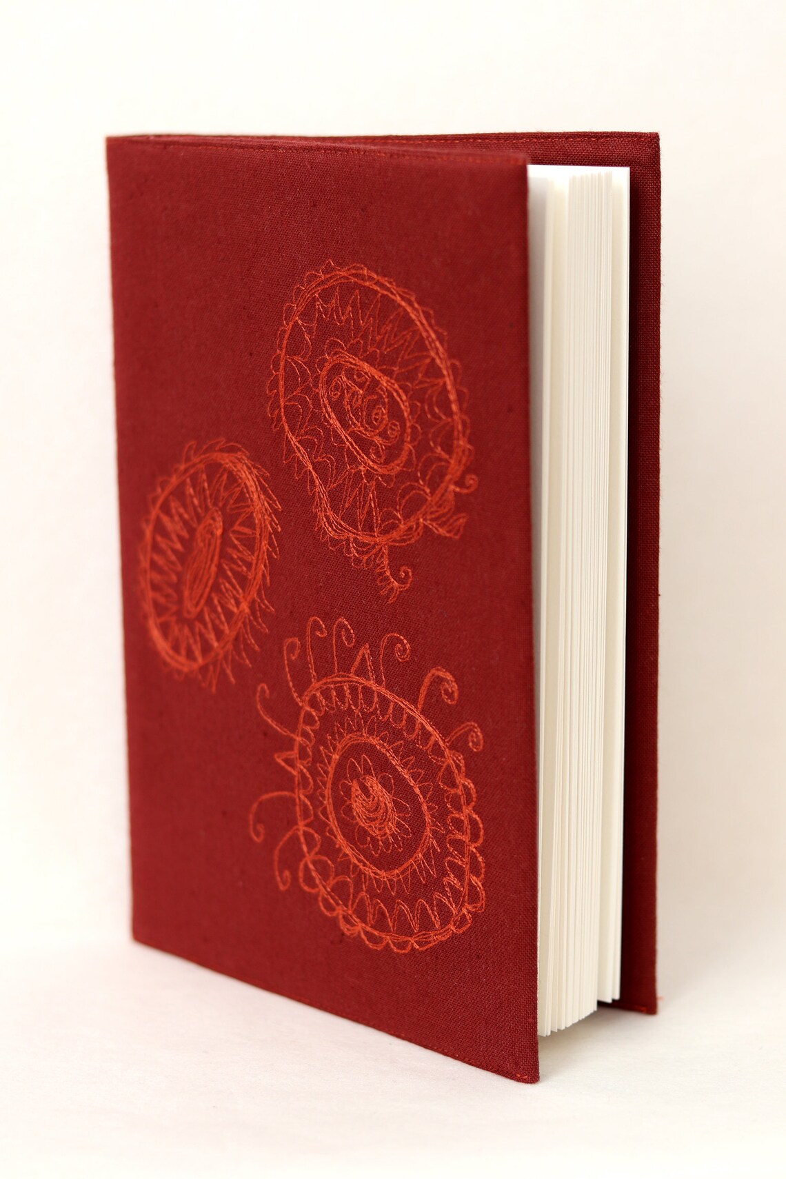 A5 Embroidered Book Cover With Sketchbook or Notebook circles - Etsy Sweden