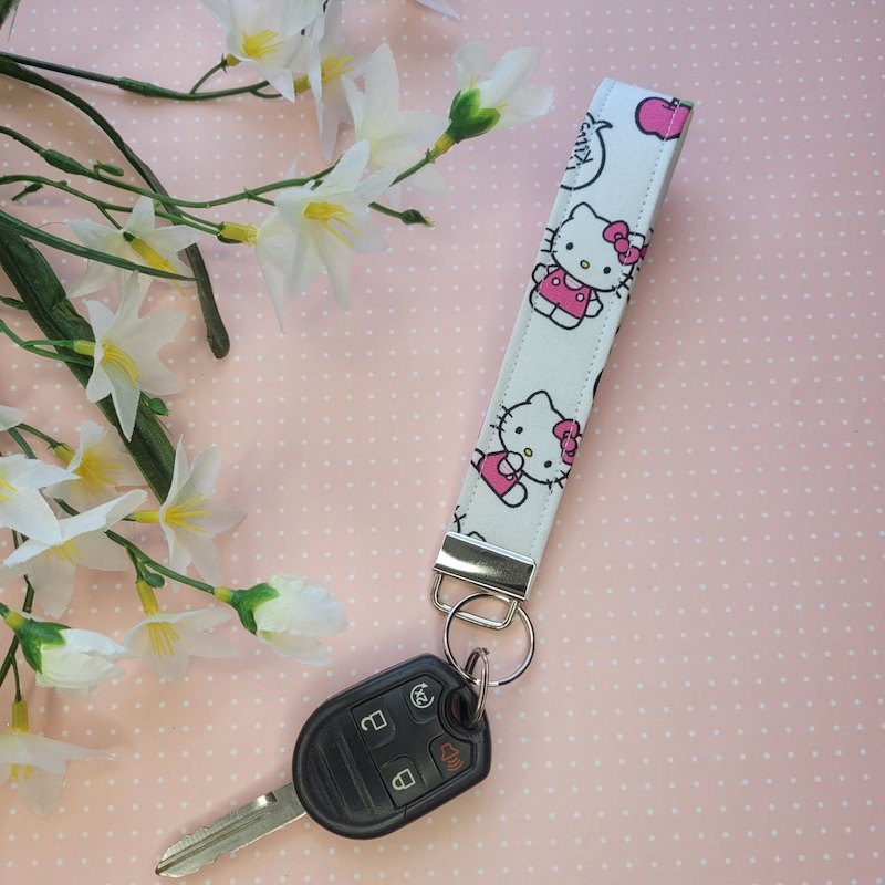 Hello Kittys Key Chain - Etsy