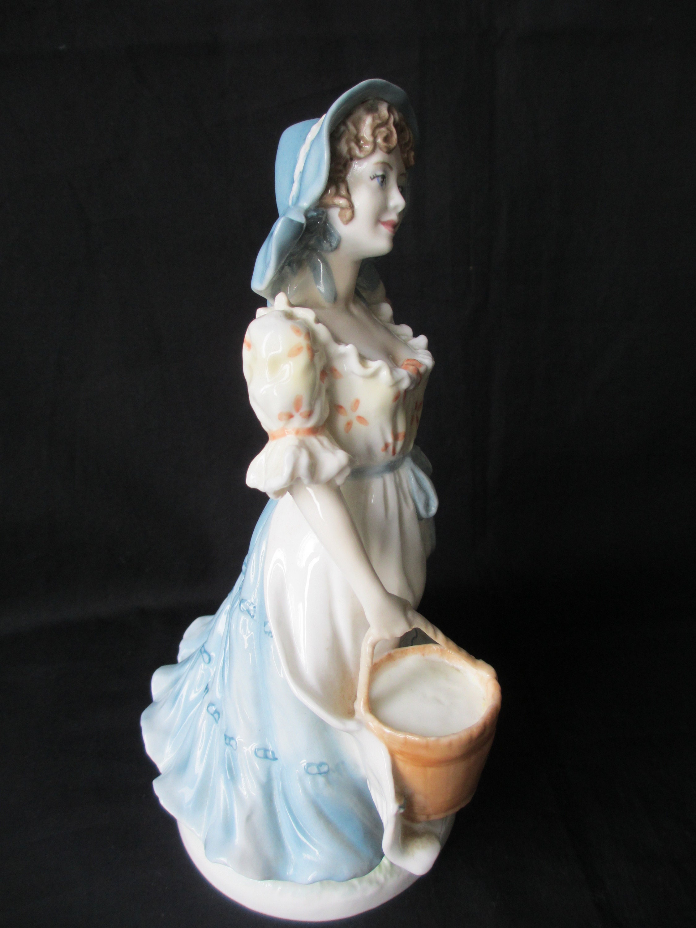 Royal Worcester ,limited Edition , Figure Called ,THE MILKMAID , Old ...