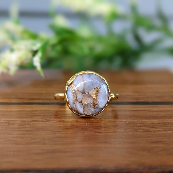Round Stone Ring - Etsy
