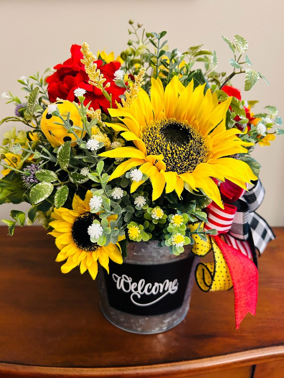 Farmhouse Geranium Centerpiece, Farmhouse Sunflower Centerpiece ...