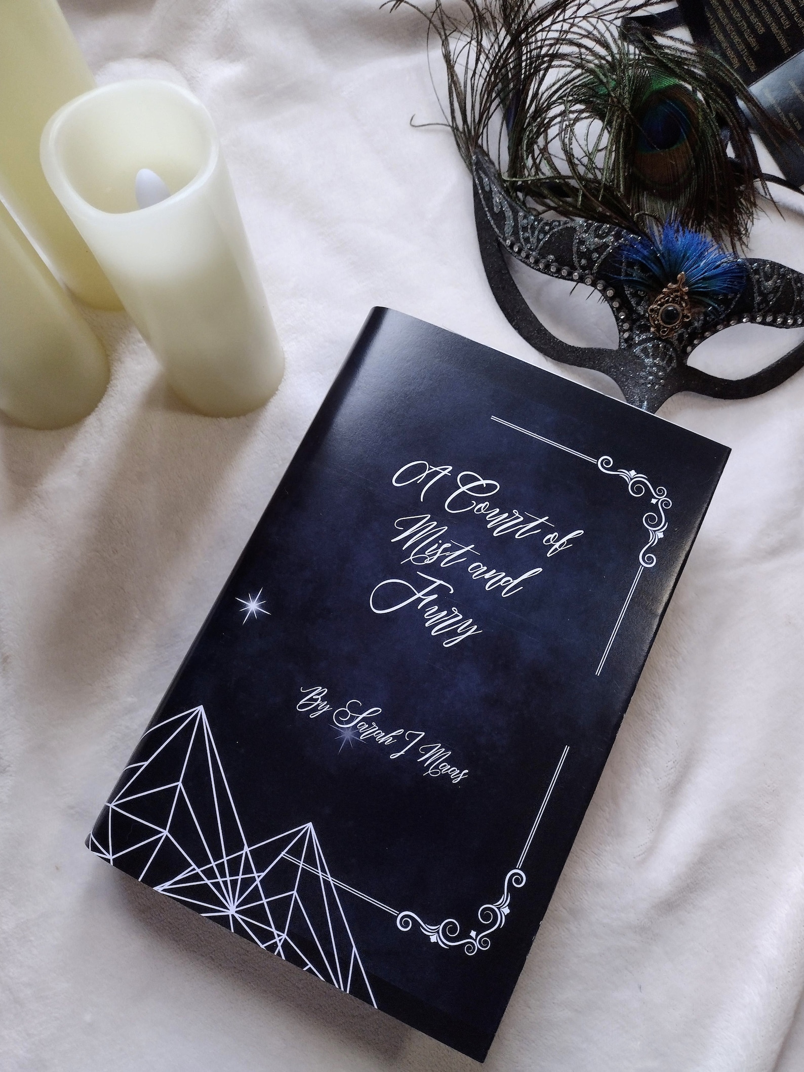 Officially Licensed ACOTAR Dust Cover Set - Etsy