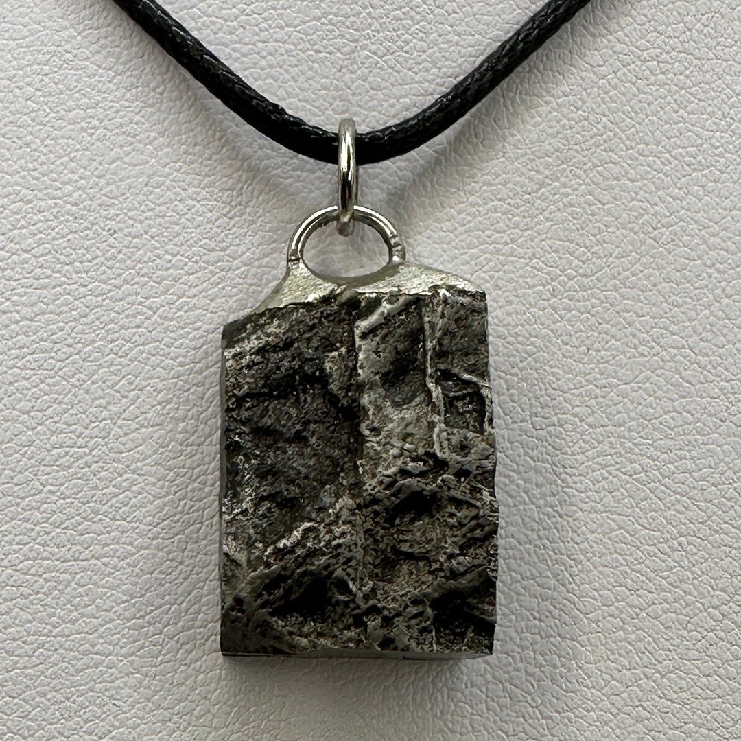Meteorite Pendant Muonionalusta 14.20 Grams, Sweden, Genuine Meteorite ...