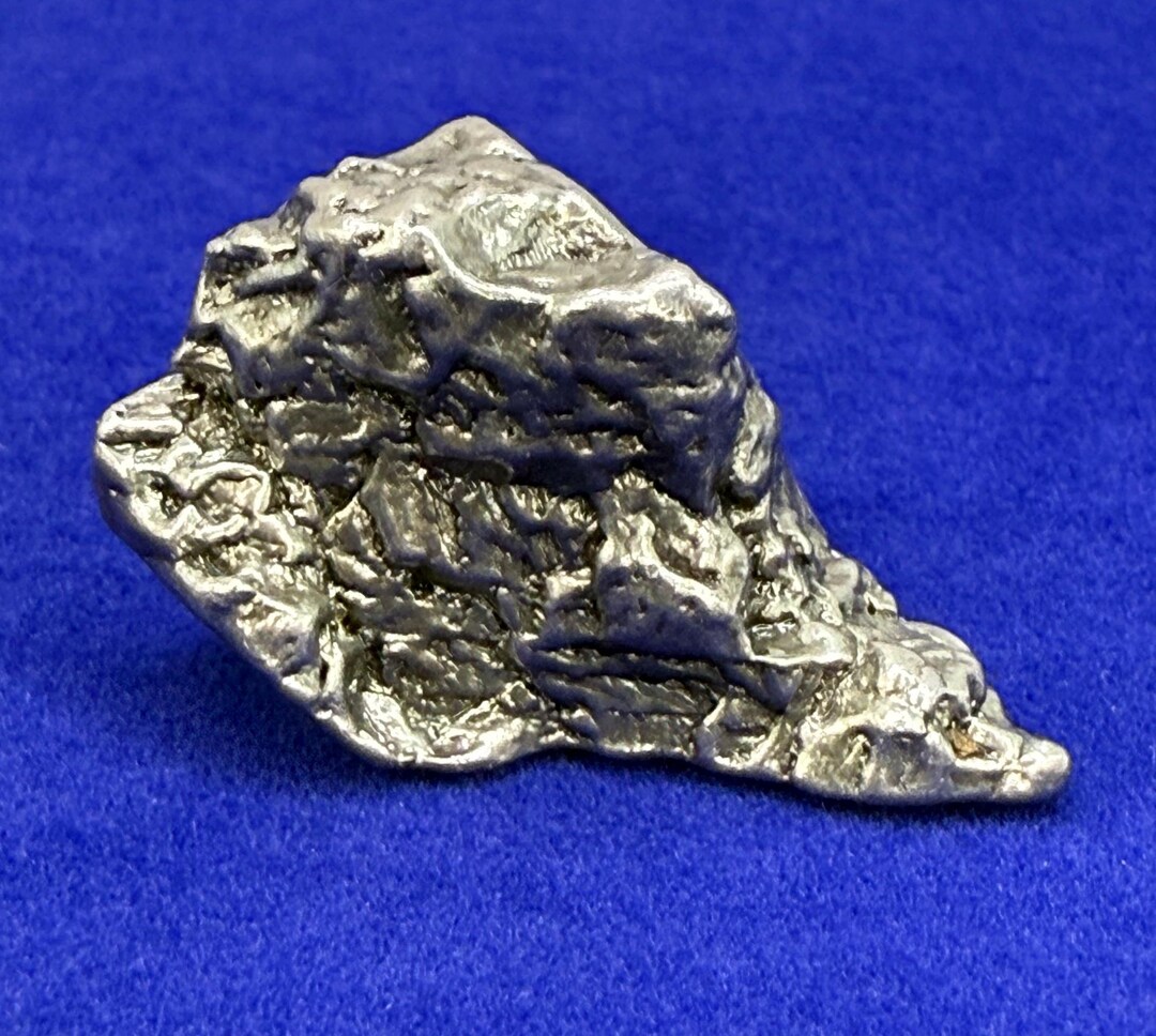 Beautiful Aletai Meteorite Specimen, 21.67 Grams, COA, Meteorite ...
