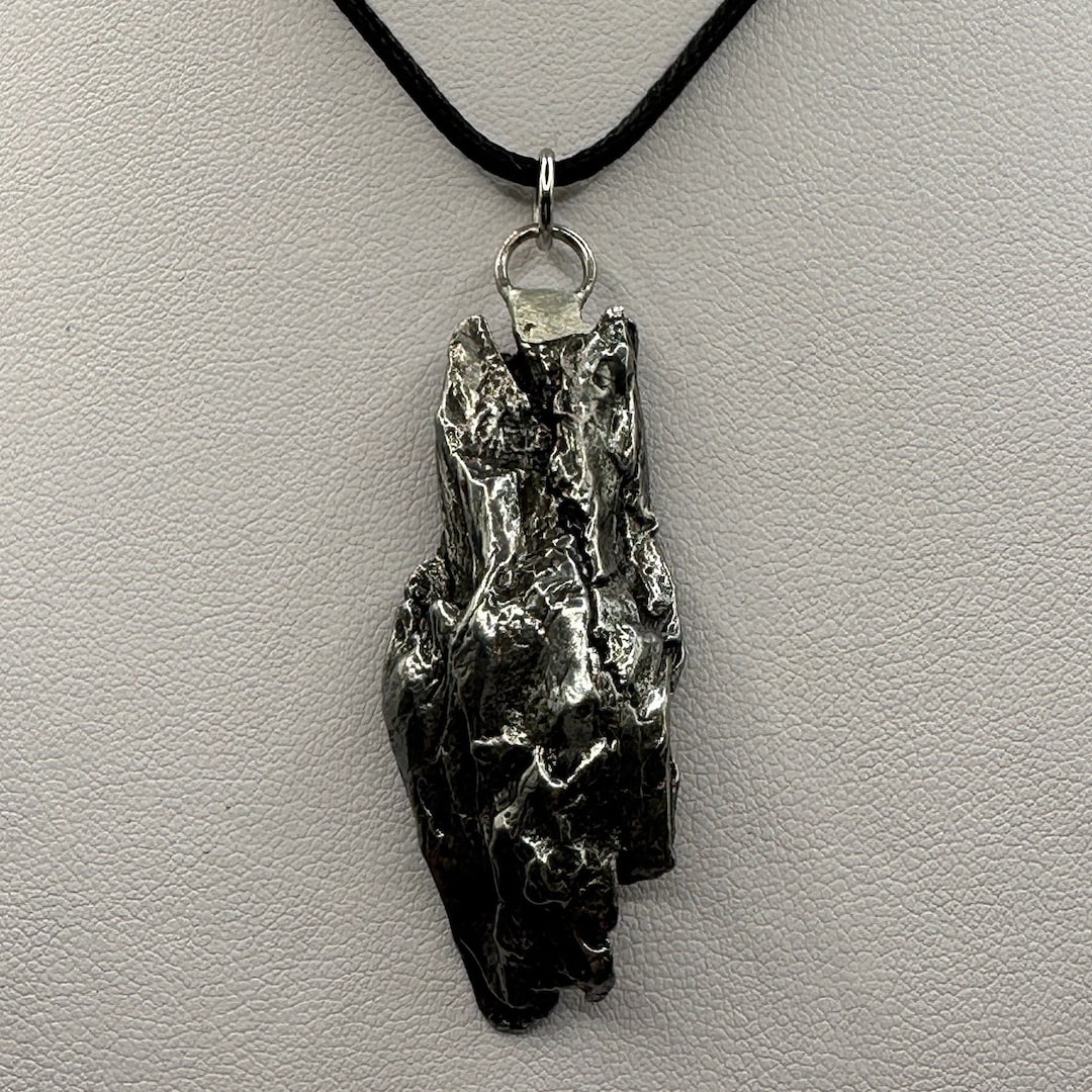 Meteorite Pendant Campo Del Cielo 17.56 Grams, Meteorite Pendant ...