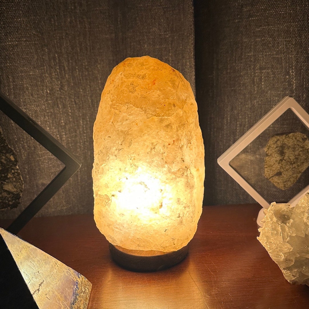 Beautiful Himalayan Salt Crystal Lamp, Crystal Lamp, Healing Energy ...