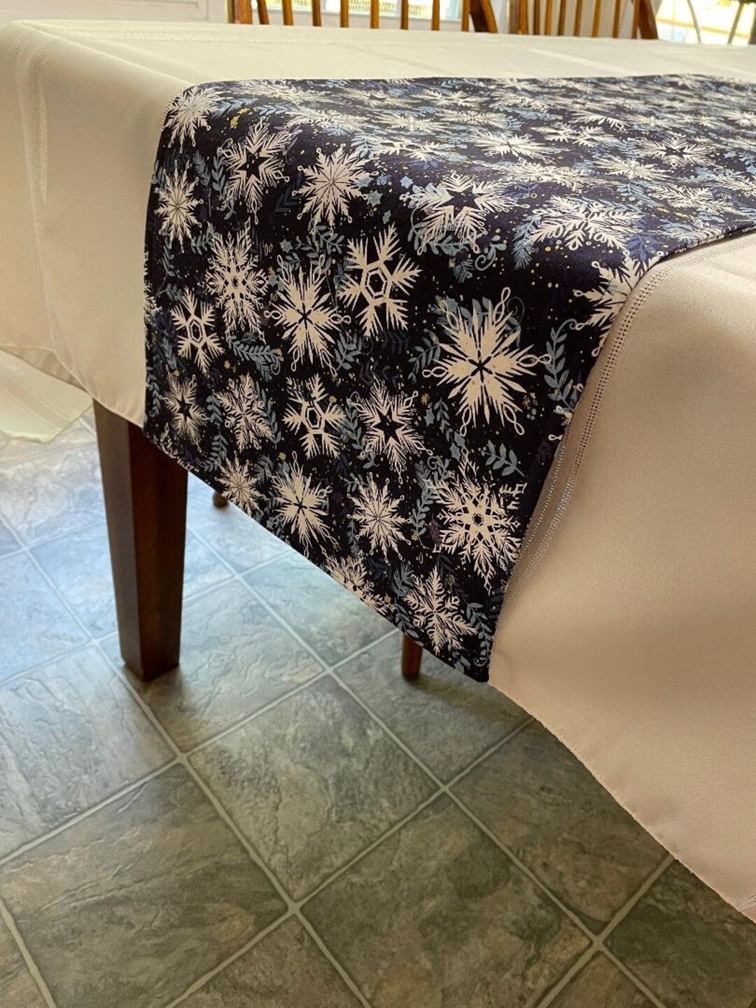 Snowflakes on Blue Table Runner, Sold in Various Sizes. - Etsy