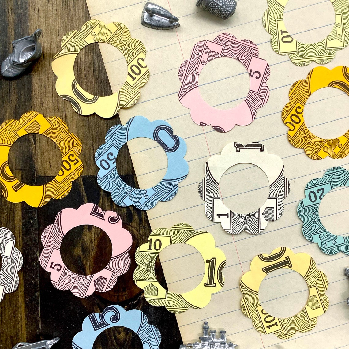 Die Cut Scalloped Circles Vintage Paper Money Frames Set of 14 ...