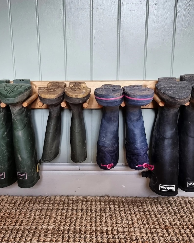 Wall mounted reclaimed timber welly rack / shoe rack / boot | Etsy
