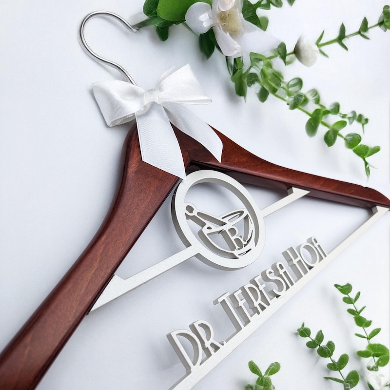 AwesomeHanger - Etsy