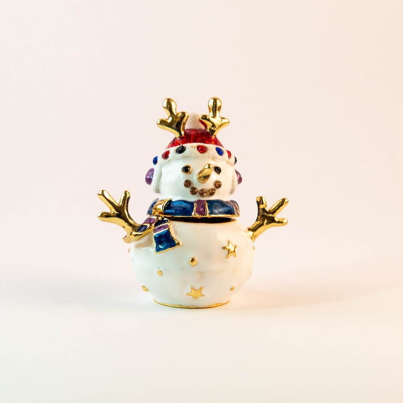 Give Christmas Trinket Boxes And Surprise Someone Special