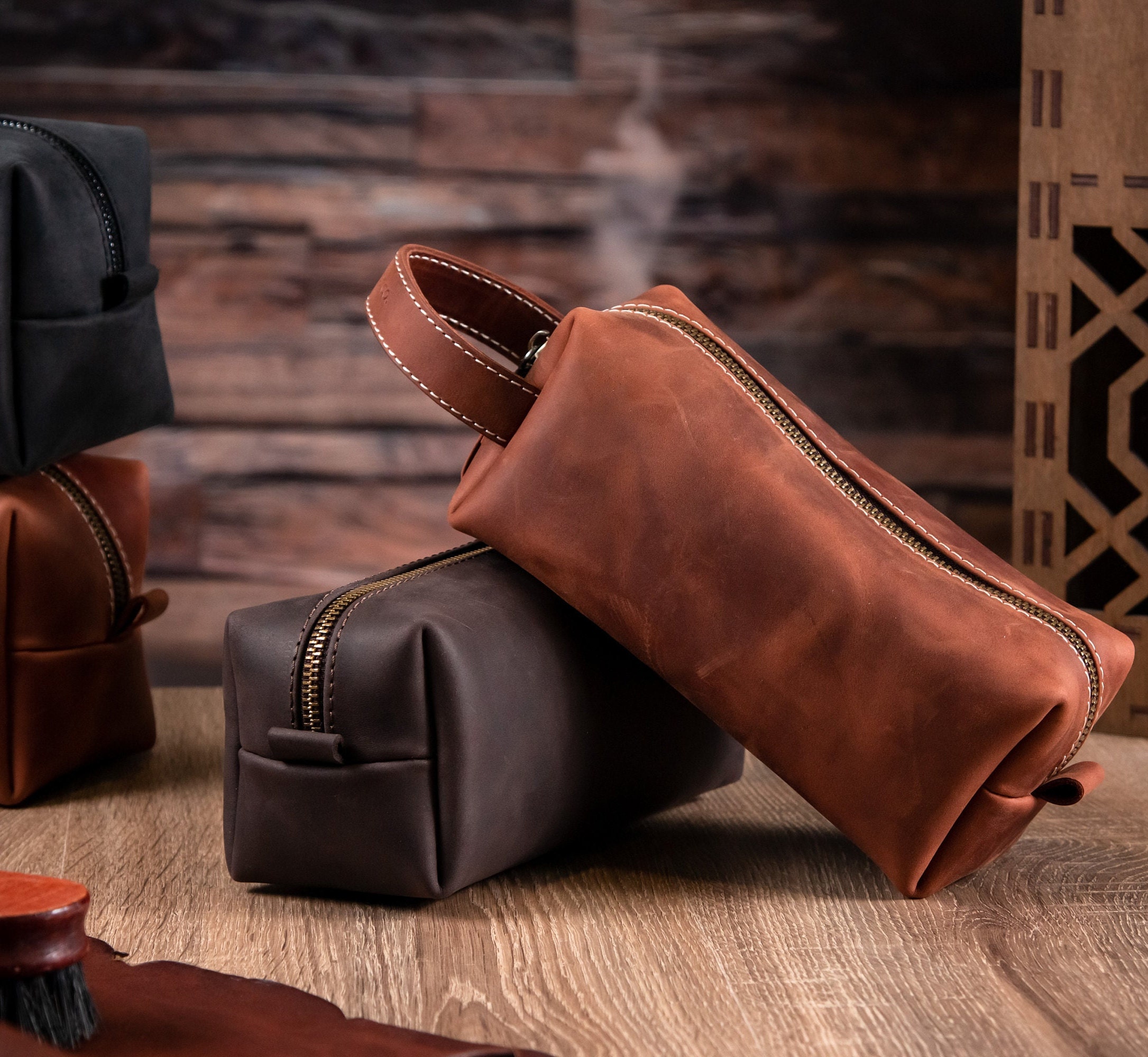 Personalized Leather Toiletry Bag for Men, Dopp Kits for Him, Genuine ...