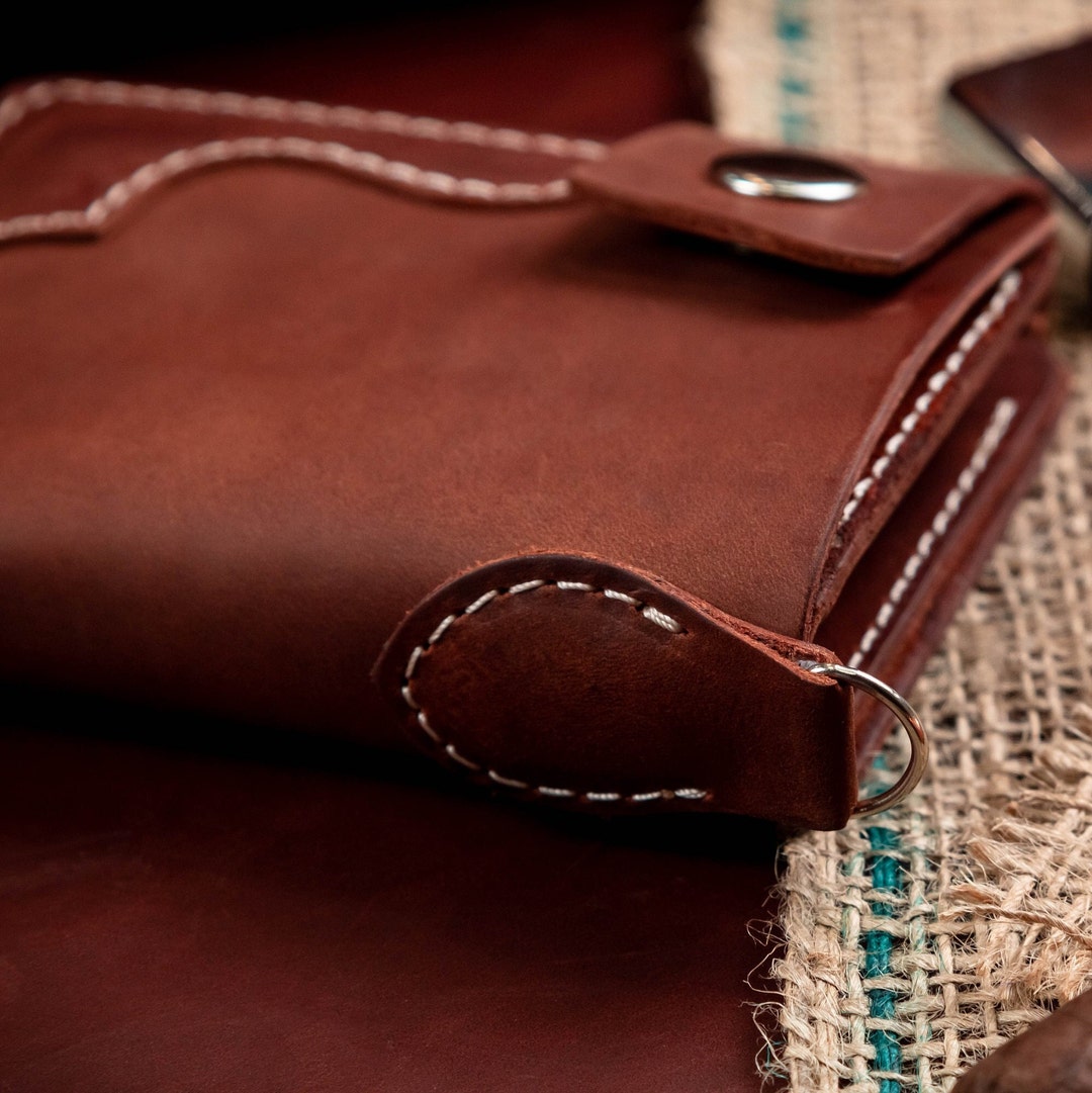 Minimalist Biker Wallet, Men's Personalized Small Leather Biker Wallet ...