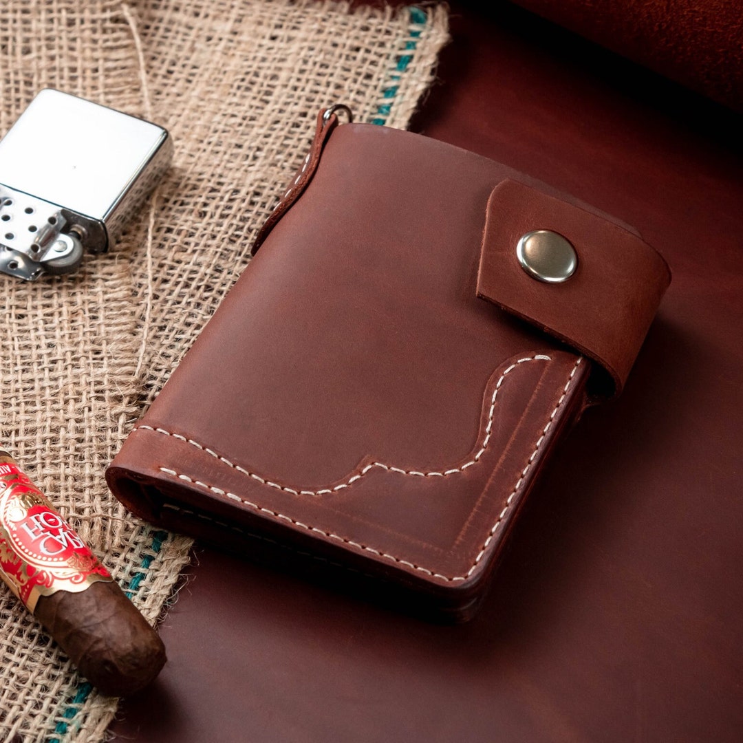 Minimalist Biker Wallet, Men's Personalized Small Leather Biker Wallet ...