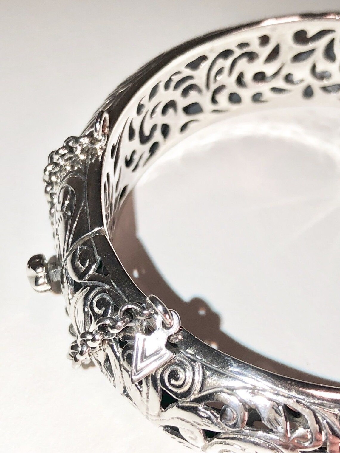 Silpada Sterling Silver Floral Filigree Hinged Bangle Bracelet - Etsy