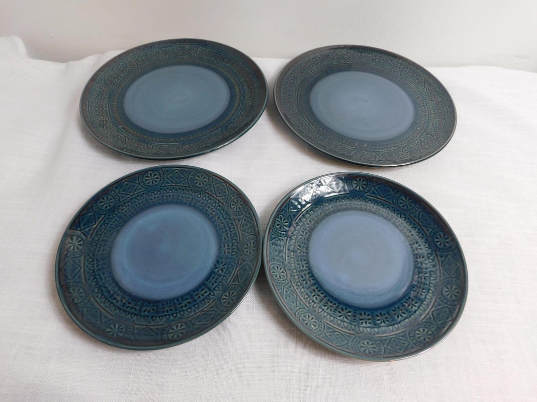 A7 - Threshold Stoneware Kingfield Dinner Plates 2 + Salad Plates 2 ...