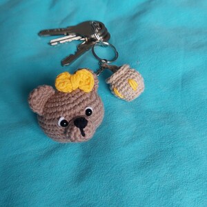 Bear and Honey Keychain - Crochet Pattern /// BEGINNER FRIENDLY ...