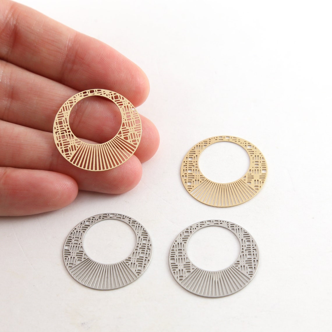 Thin Die Cut Multi Line Circle Pewter Metal Circle Coin Pendant Earring ...