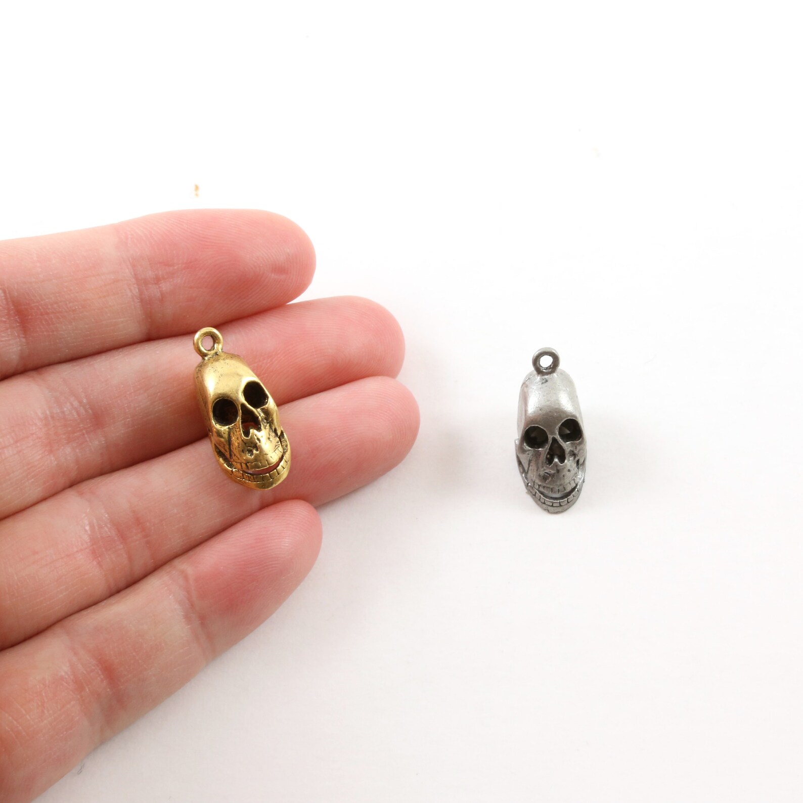 Medium Pewter Open Jaw Skull Head Pendant Halloween Skeletons Day of ...