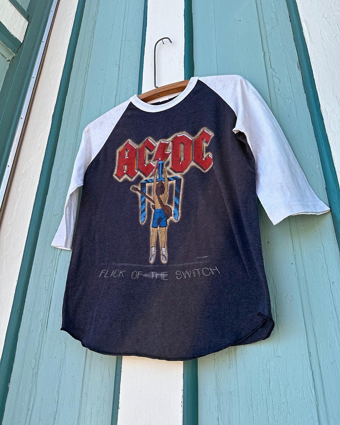 1983 AC/DC “flick of the Switch” Tour Raglan - Etsy