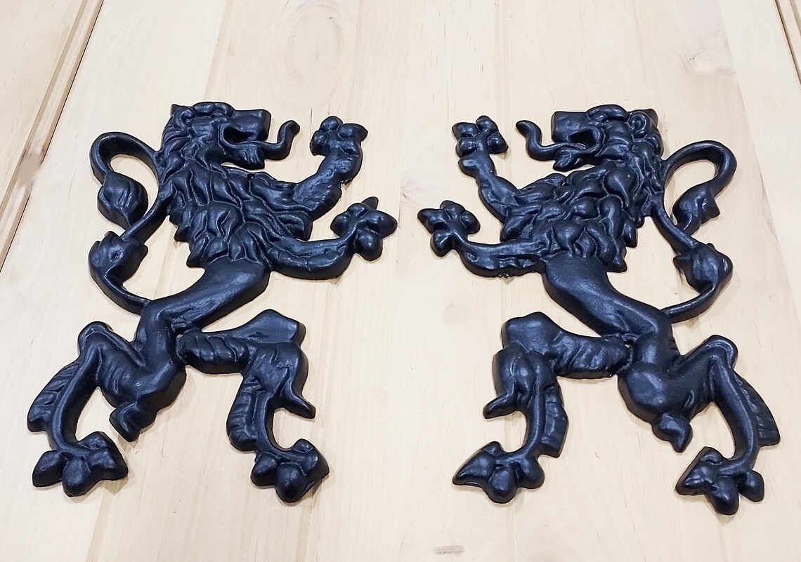 Pair of Rampant Lions Decorations, Wall Art - Black or Matte Bronze - Etsy