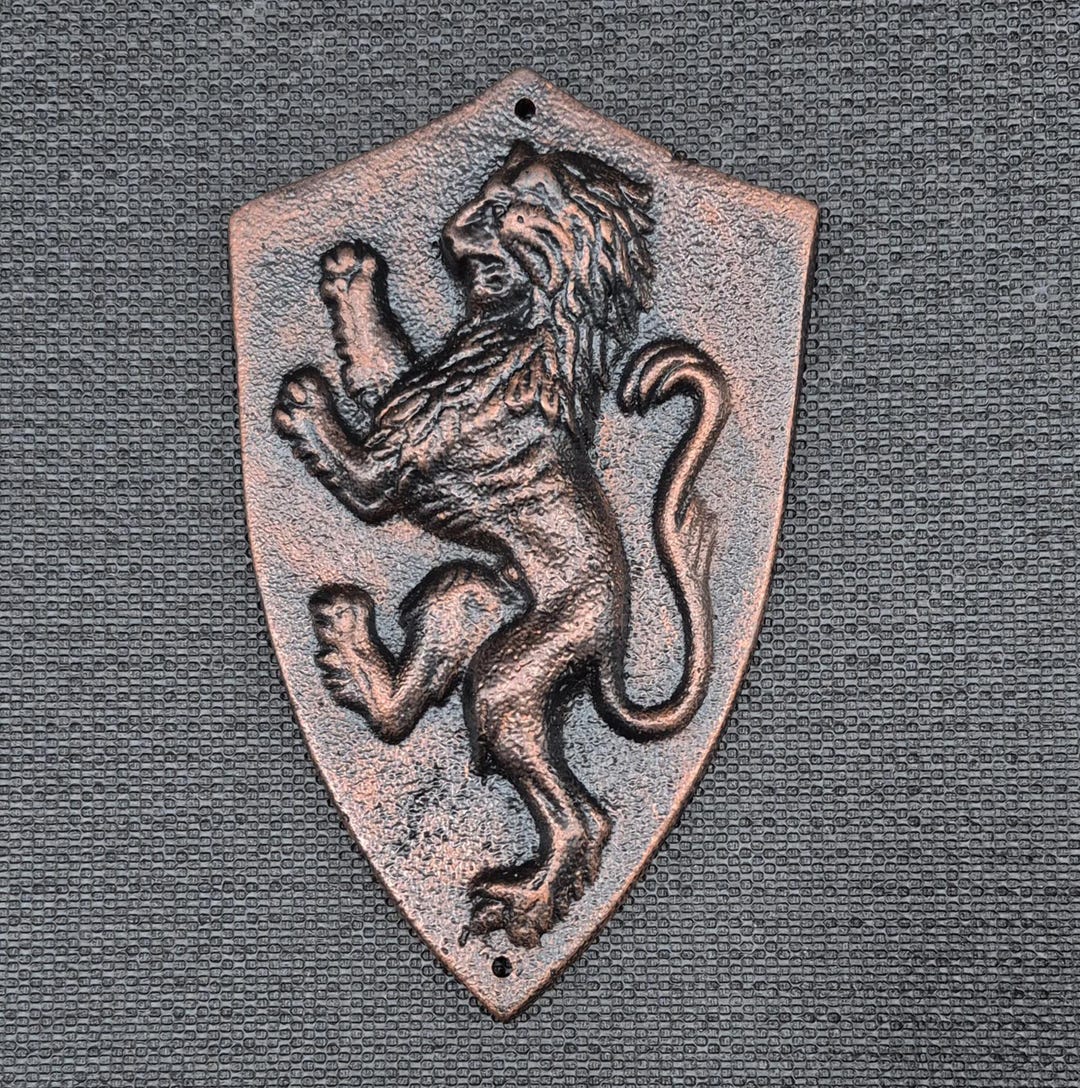 Rampant Regal Lion Plaque - Black, Oil Rubbed Bronze or Unfinished - Etsy