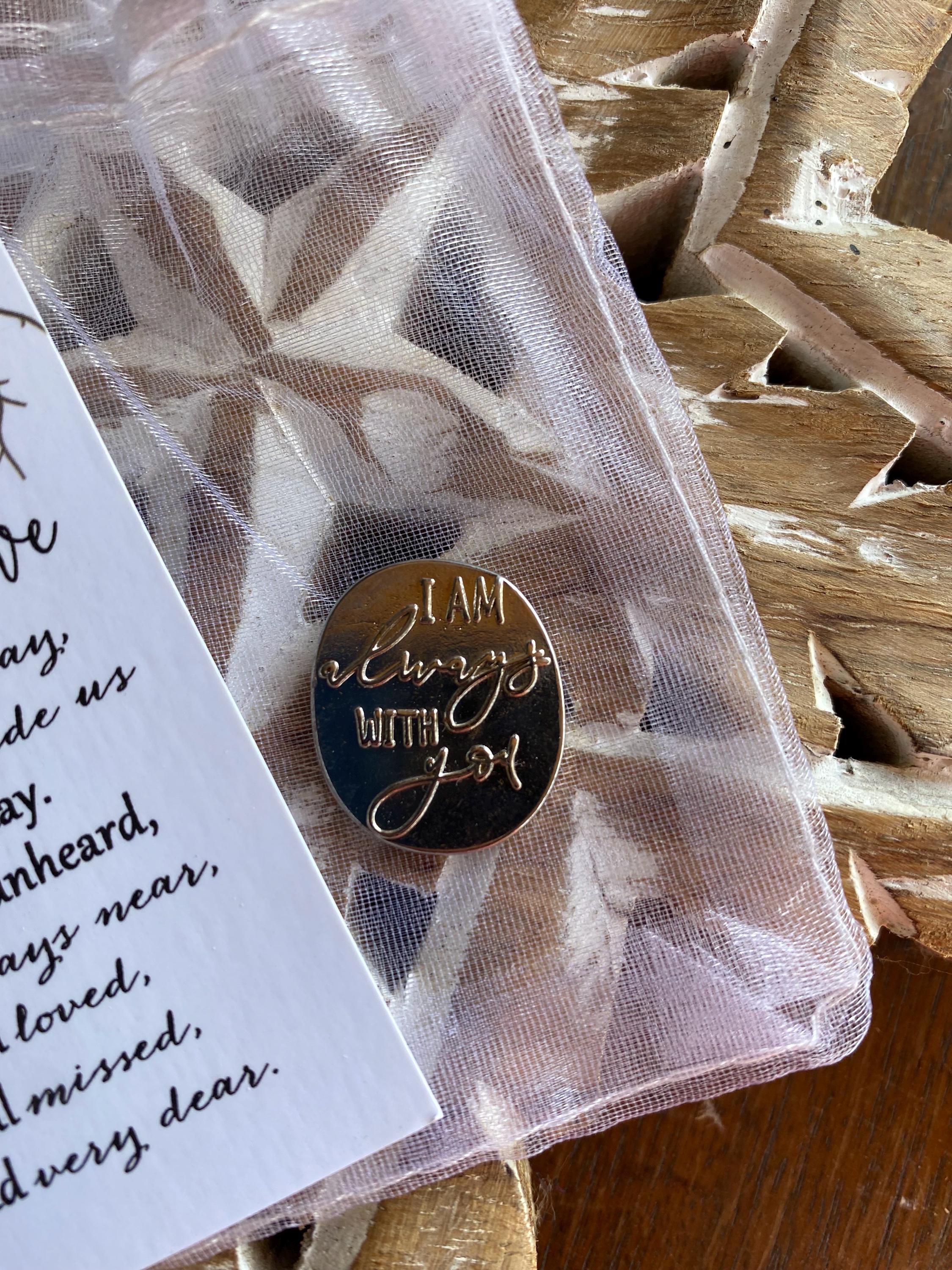 Cardinal Memorial Gift: Pocket Coin & Sentiment Card - Etsy