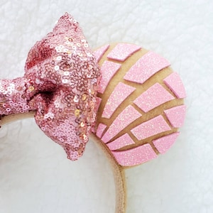 Light Pink Glitter Concha With Sequins Bow Minnie Mouse Ears - Etsy