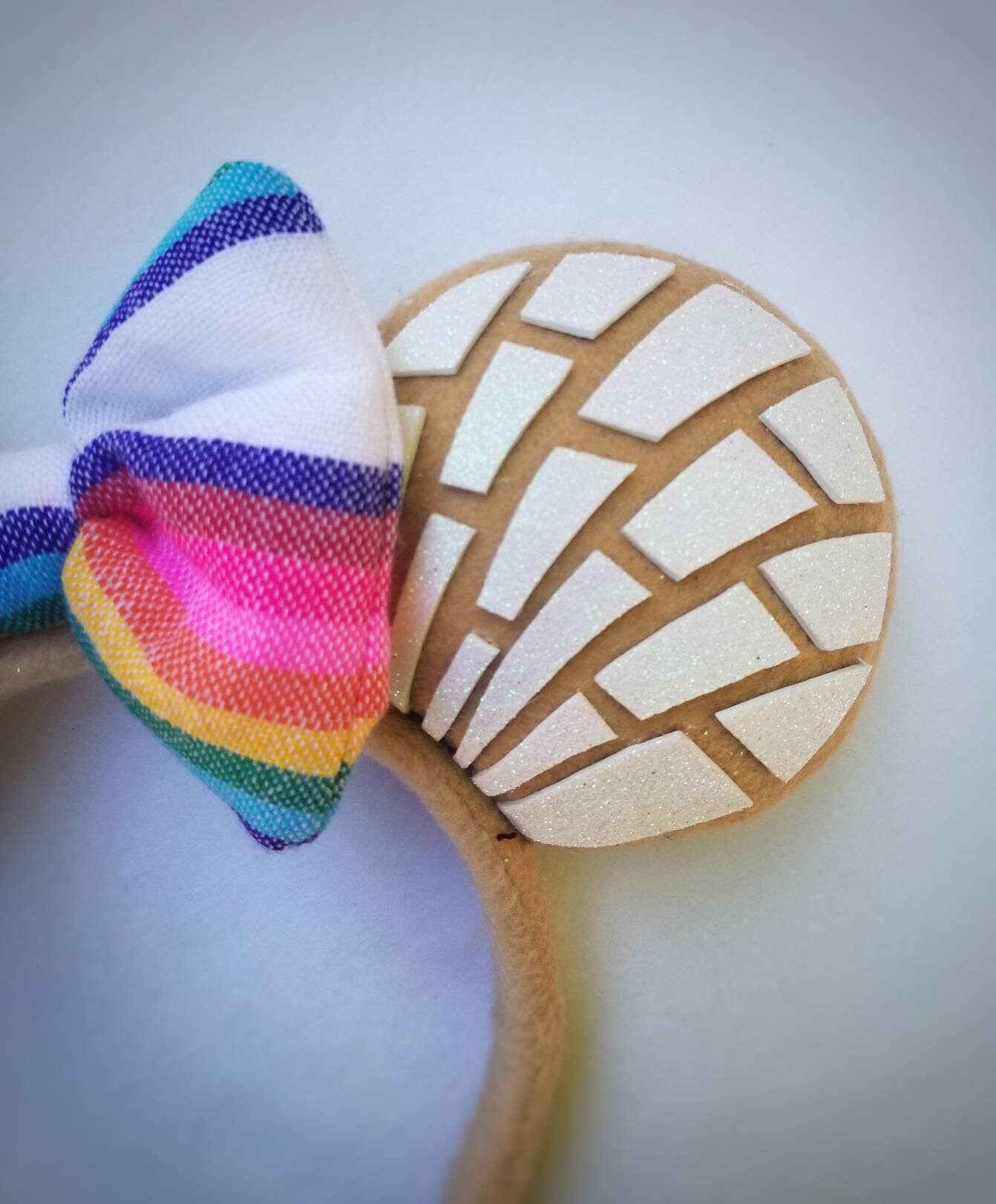 White Glitter Concha With Serape Bow Minnie Mouse Ears | Etsy