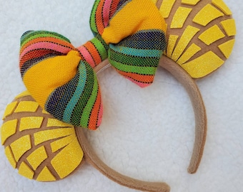 Light Pink Glitter Concha With Sequins Bow Minnie Mouse Ears - Etsy